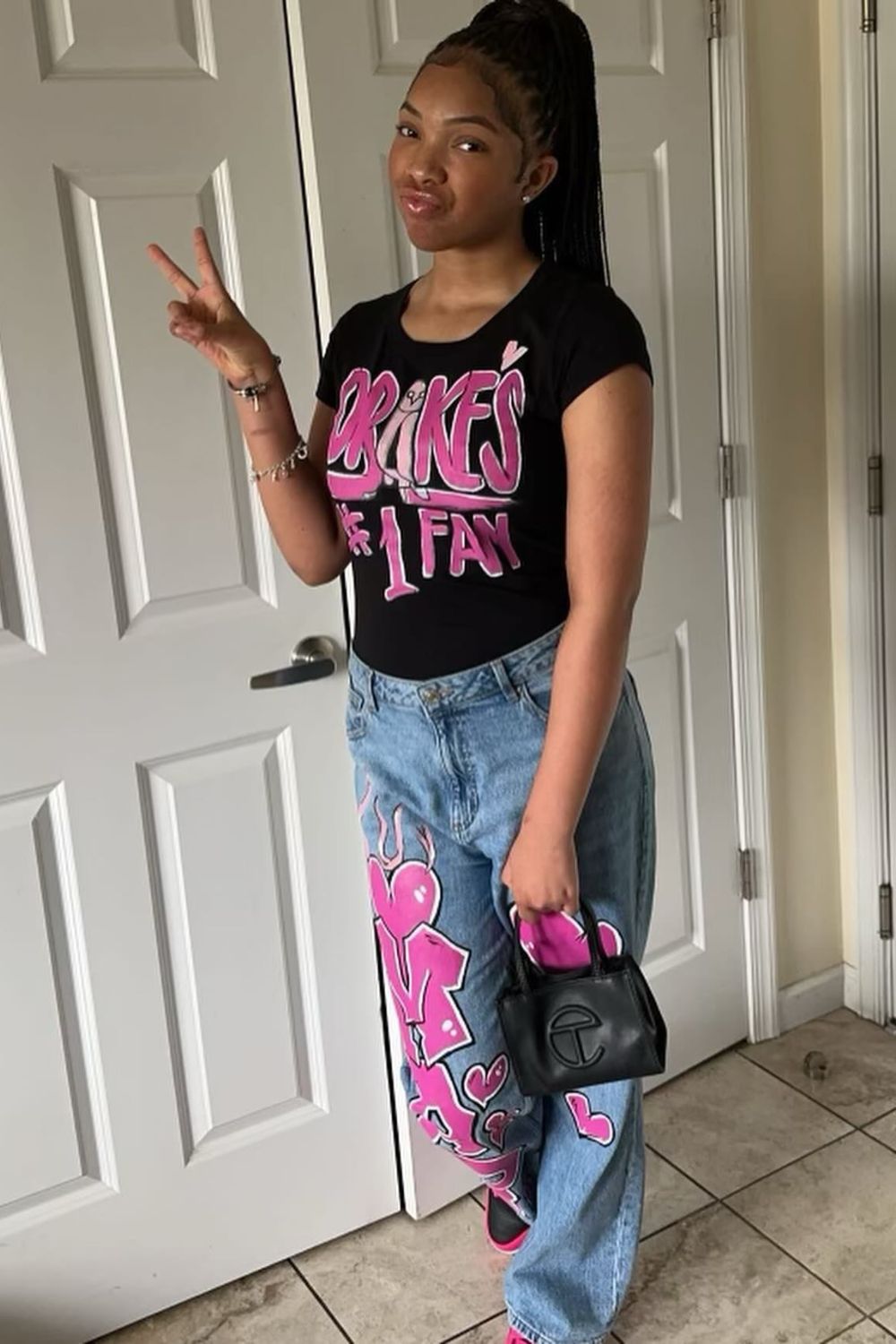 22 Chic Drake Concert Outfit Ideas – Chic Central