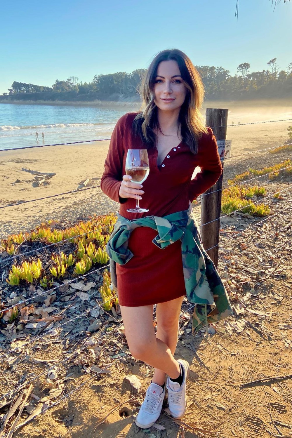 20 Chic Wine Tasting Outfits: What to wear to Winery? – Chic Central