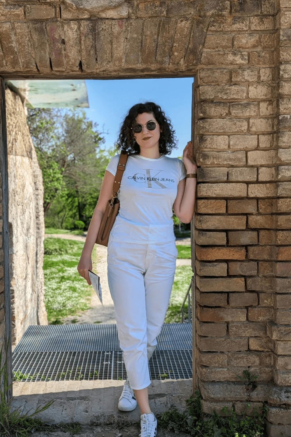 20 Chic Wine Tasting Outfits: What to wear to Winery? – Chic Central