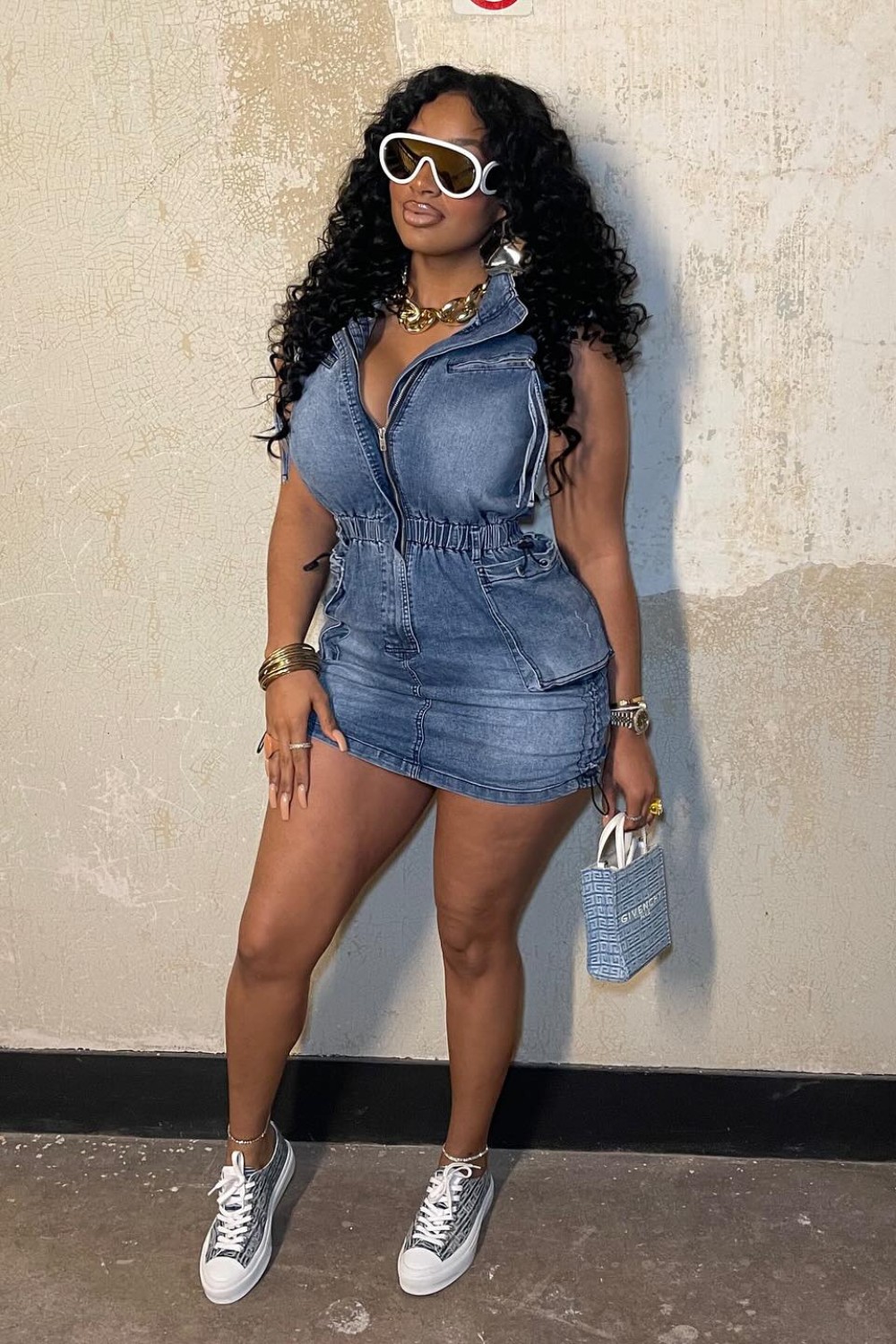 14 Chic Outfits for Your Next Journey Concert – Chic Central