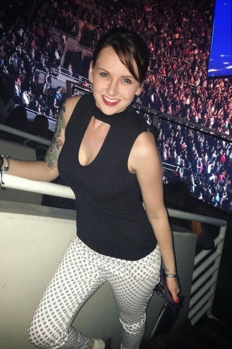 16 Pitbull Concert Outfit Ideas to Get You Ready to Party – Chic Central