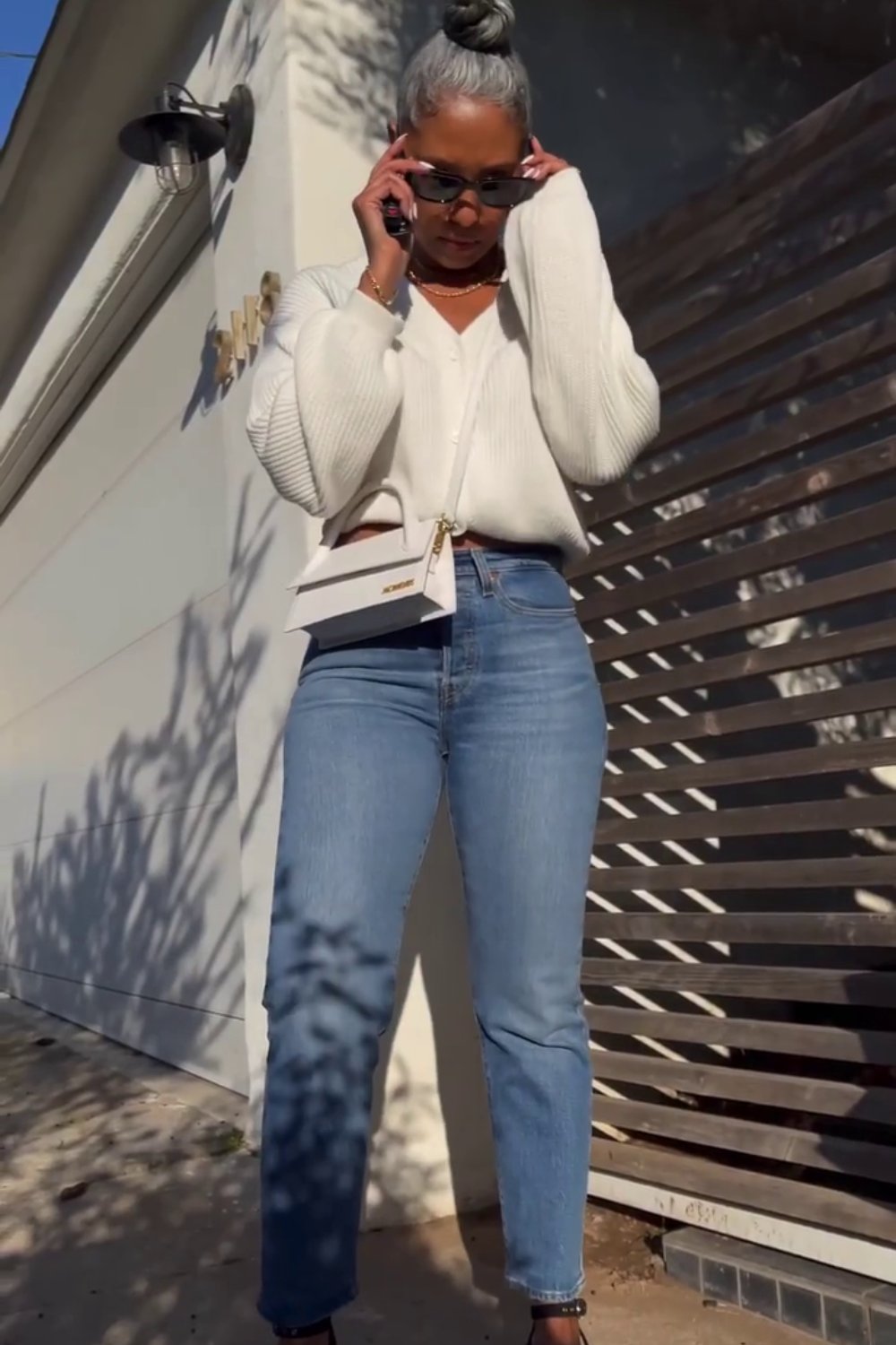 How to Dress in Your 40s: A Stylish Woman’s Guide – Chic Central