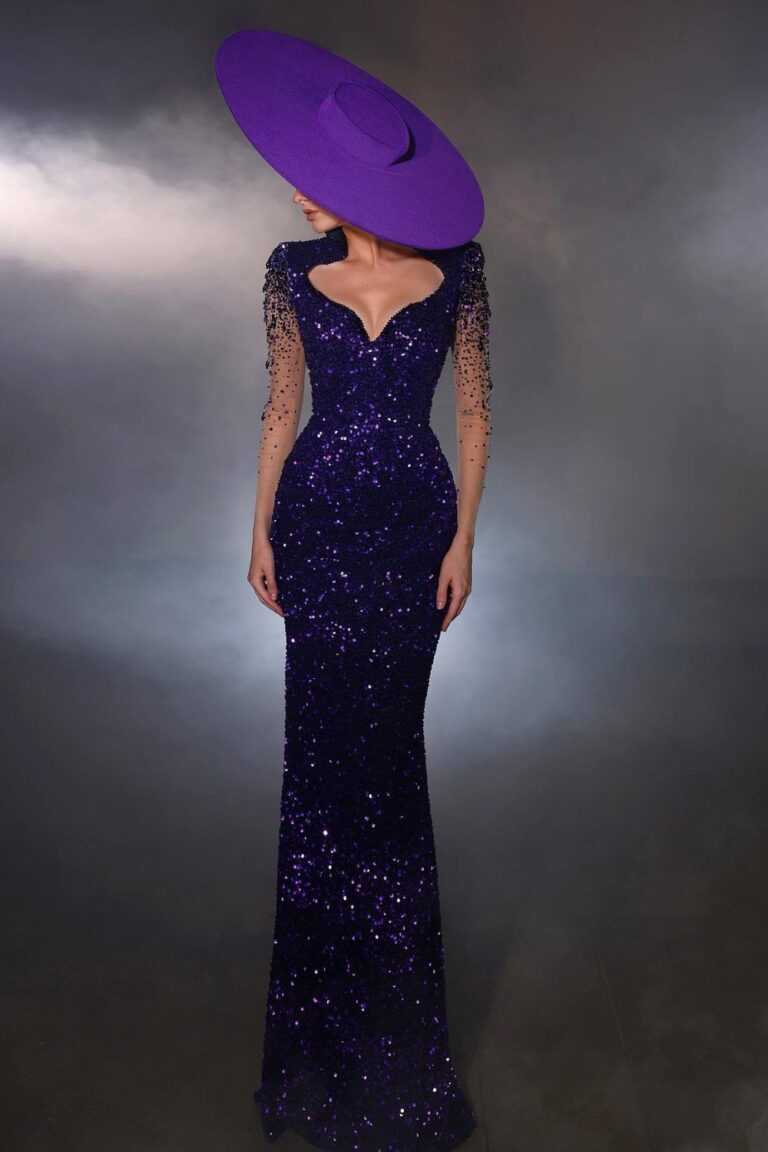 23 Types of Necklines You Need to Know – Chic Central