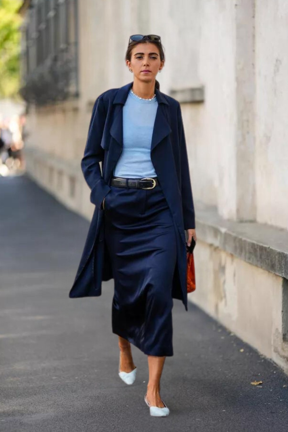 What Colors Go with Navy Clothes? Outfit Ideas + The Ultimate Guide ...