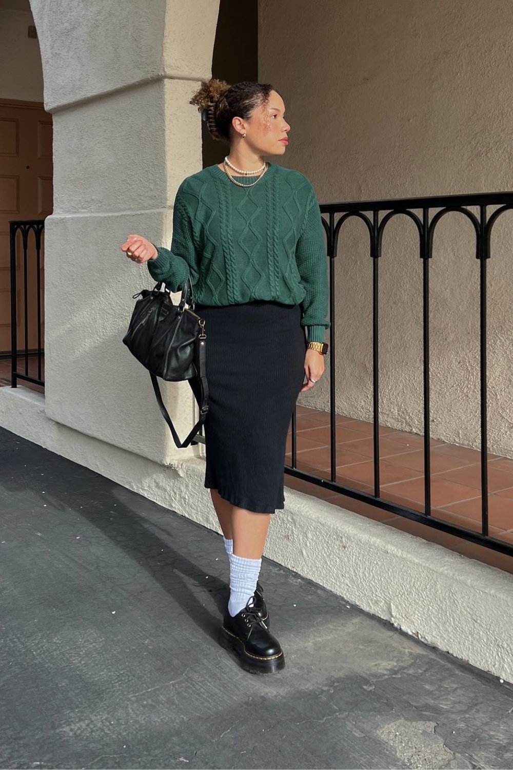 25 Cute and Edgy Doc Martens Outfit Ideas to Try – Chic Central