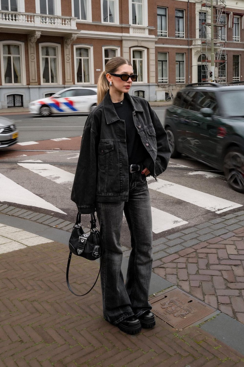 How to Style Bootcut Jeans: 22 Effortlessly Chic Outfits – Chic Central