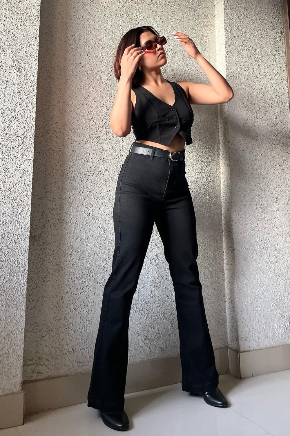 How to Style Bootcut Jeans: 22 Effortlessly Chic Outfits – Chic Central